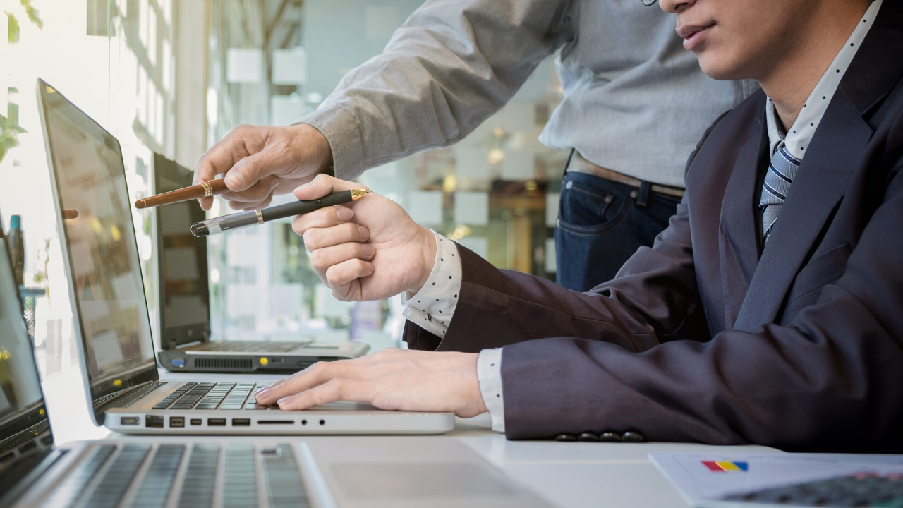 Top 4 Political Science Careers to Consider - St. Thomas University News